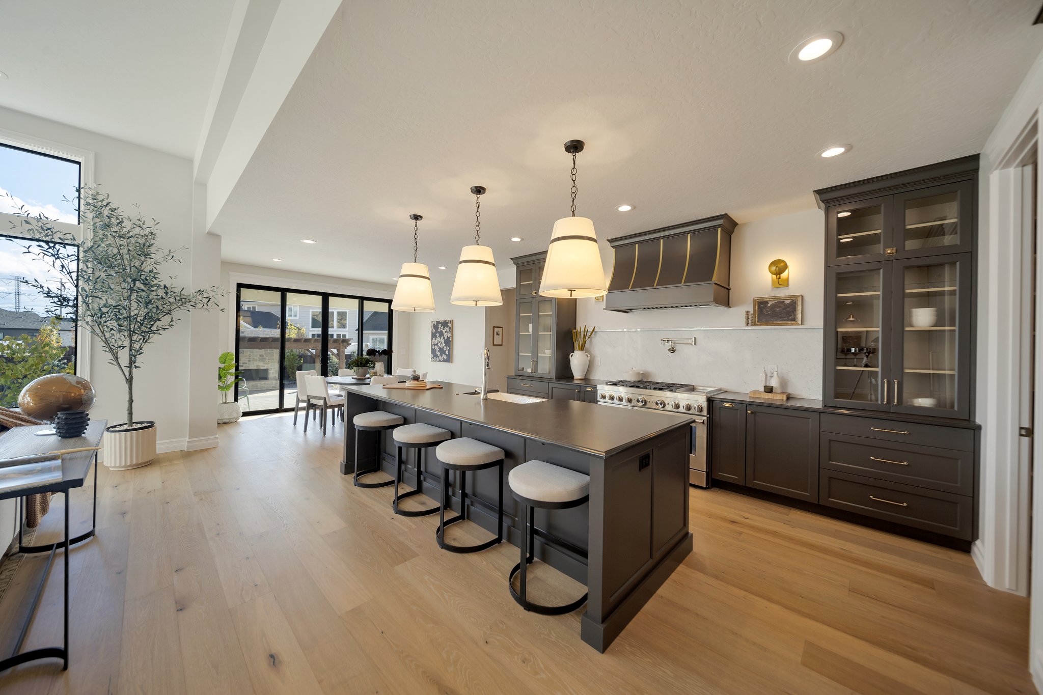 Symphony Homes - Model Homes - Chestnut Farms